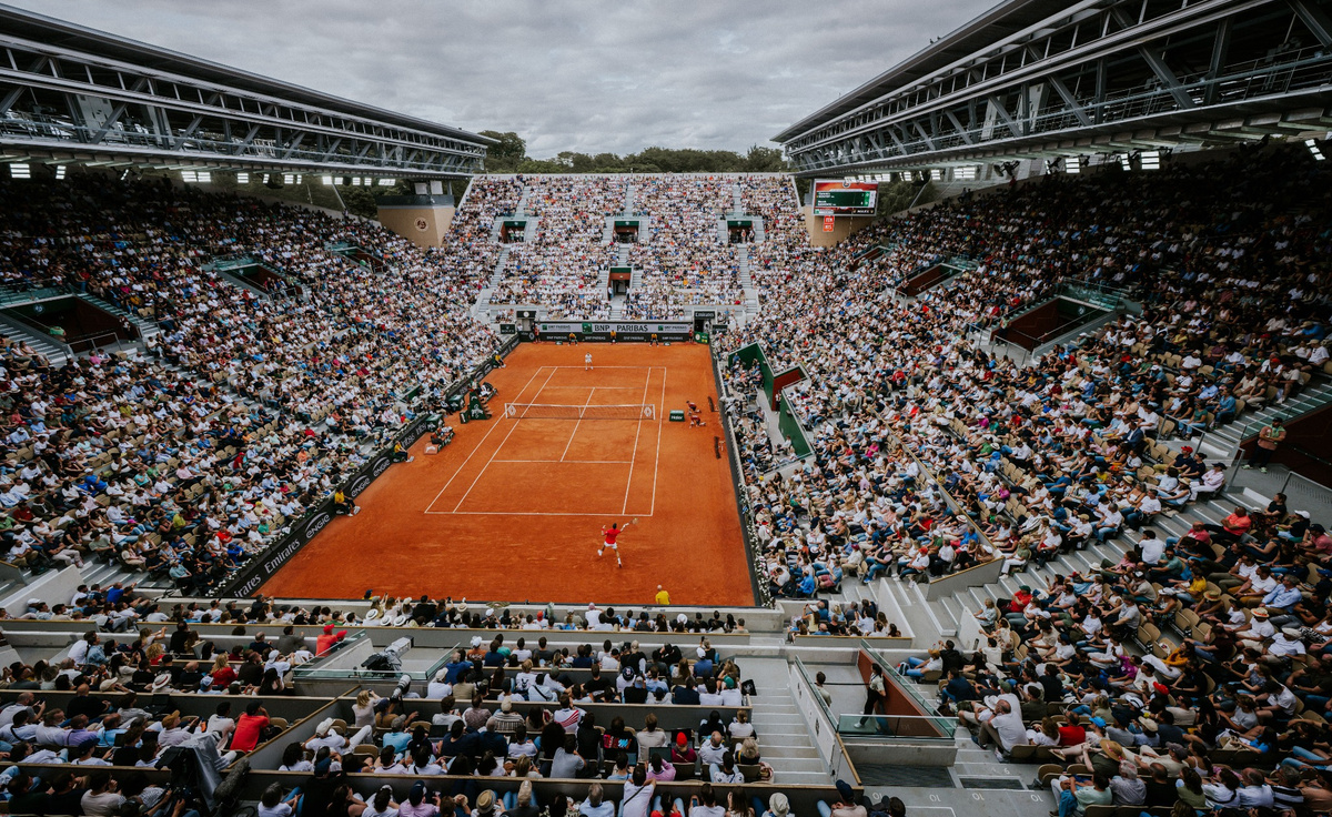 Roland Garros 2026: piove dentro al Suzanne-Lenglen nonostante il tetto ...